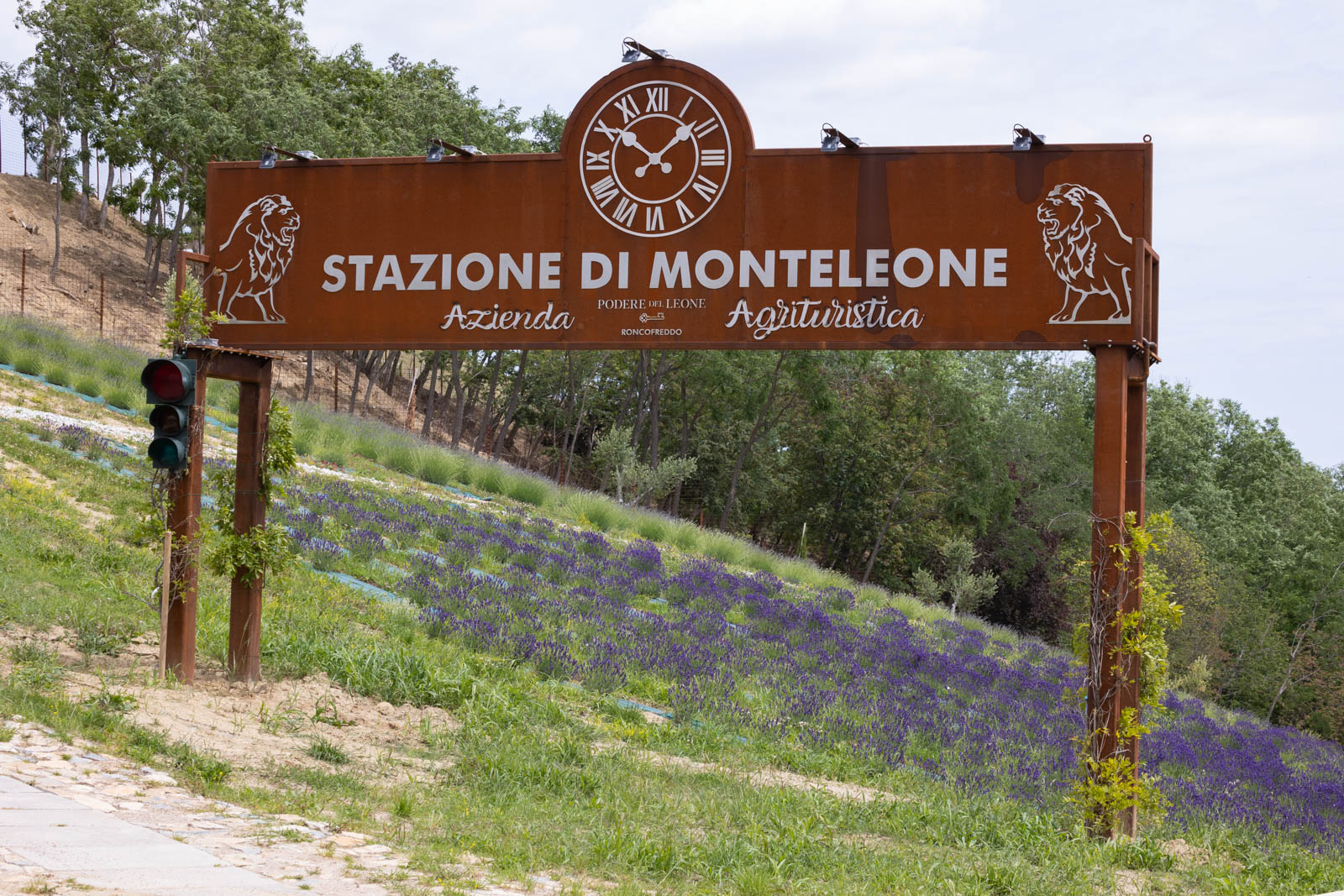 Stazione Di Monteleone